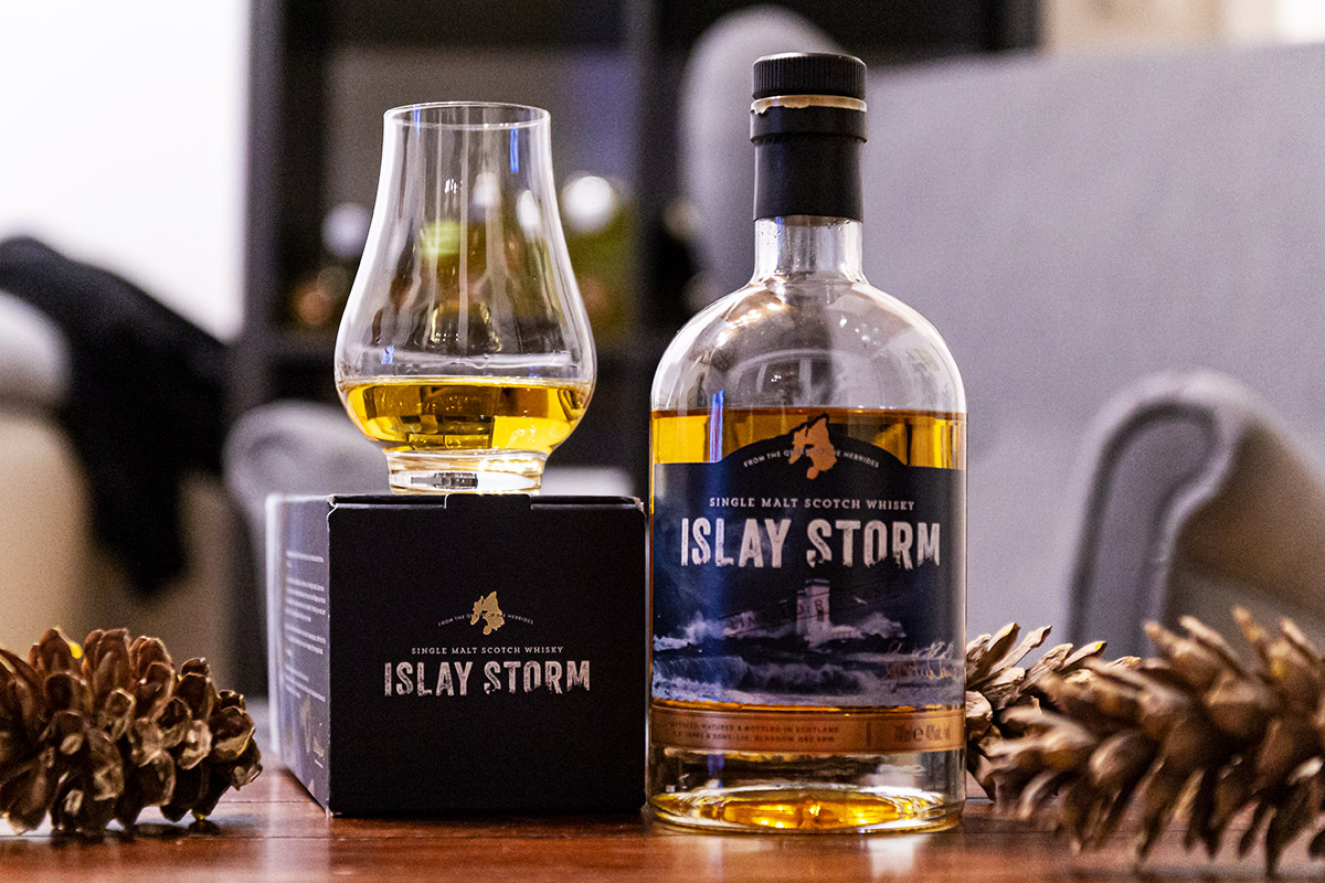 Whiskytasting: Ardbeg An Oa - Whiskytasters, Islay Single Malt Whisky